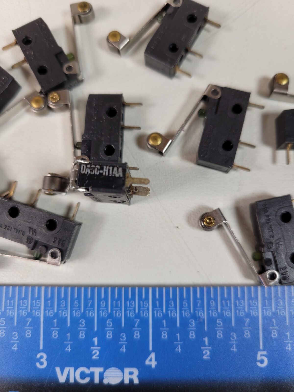 (10 NEW NOS) DA3C-H1AA CHERRY SWITCH SNAP ACT 0.1A 125V | eBay