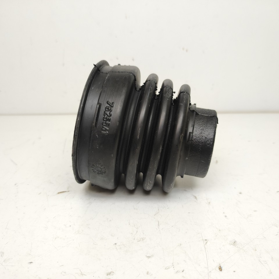 Left Side Axle Shaft Cuff Fiat Panda - Doblo - Punto Original 46307071 ...