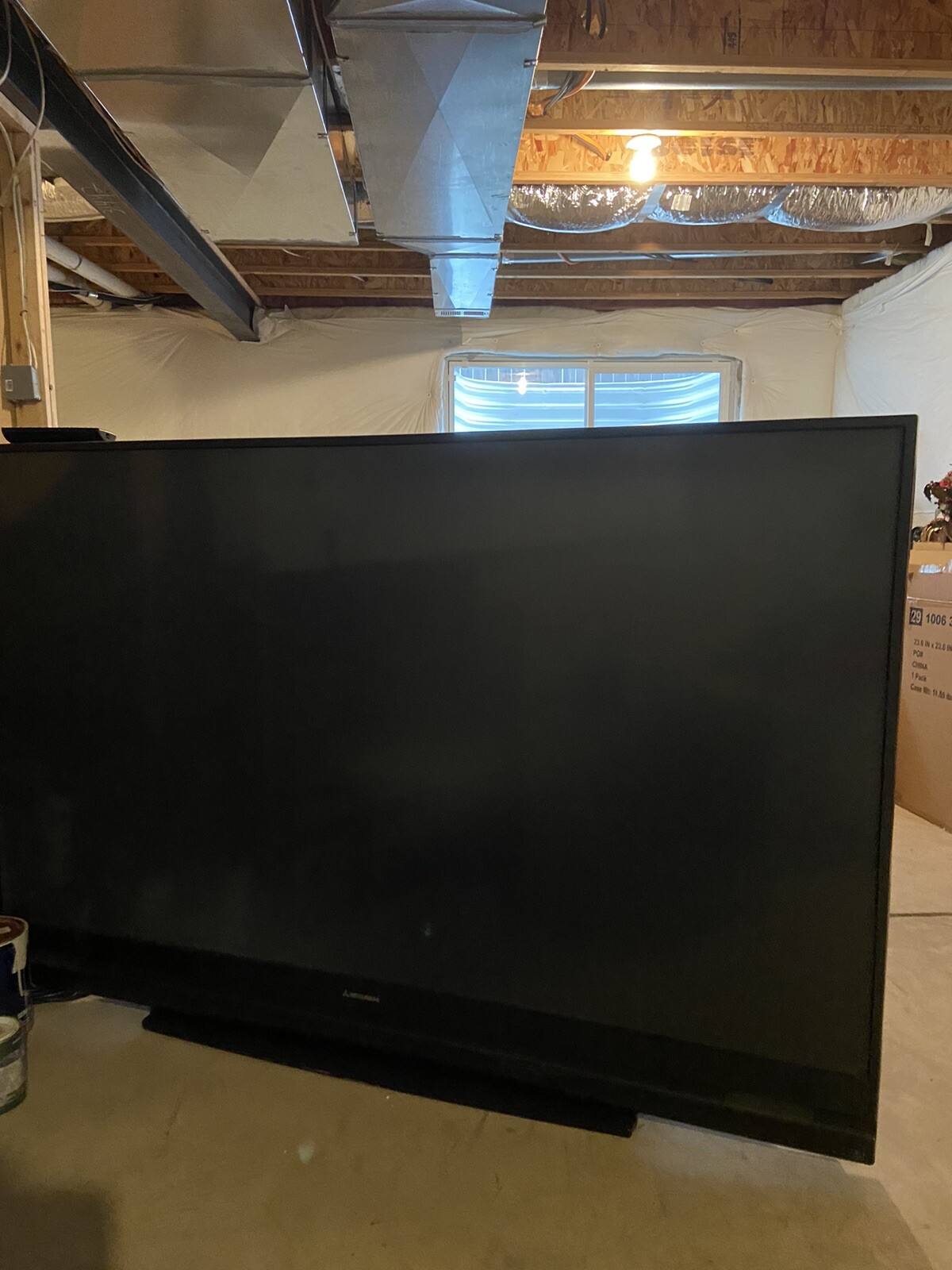 Mitsubishi Diamond 827 WD-73827 73" 1080p HD Rear-Projection Television ...