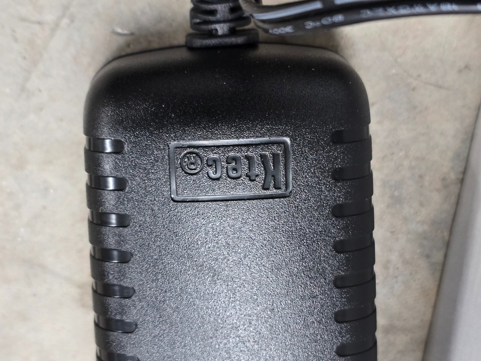 JESCO LIGHTING DL Flex-Up-40 30' Roll with 2 Transformers and 3 ...