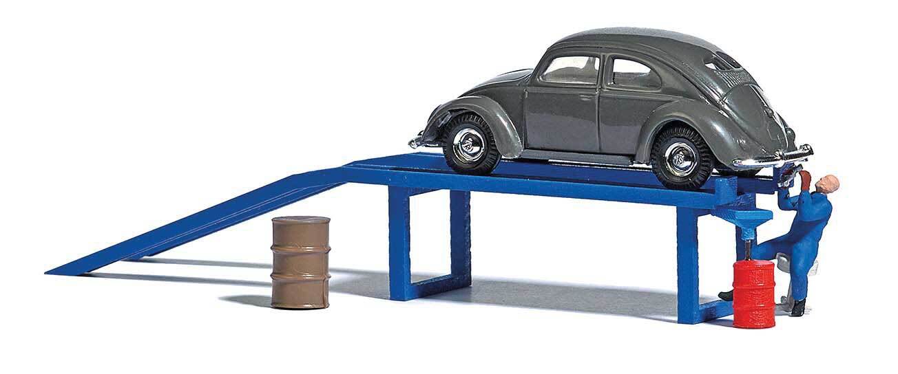 Busch 1/87 HO Scale VW Old Beetle+Mechanic+Oil Change Ramp+Barrels ...