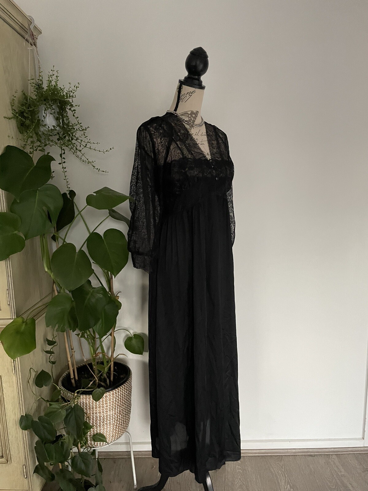 Vintage Fairy Goth Bri Nylon Sheer Lace Full Length N… - Gem