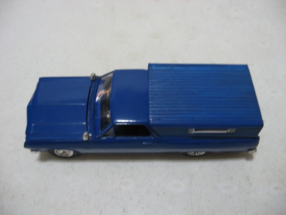 AMT/ERTL Blue 1965 Chevy El Camino Camper 1/25 Scale Built Model Kit ...