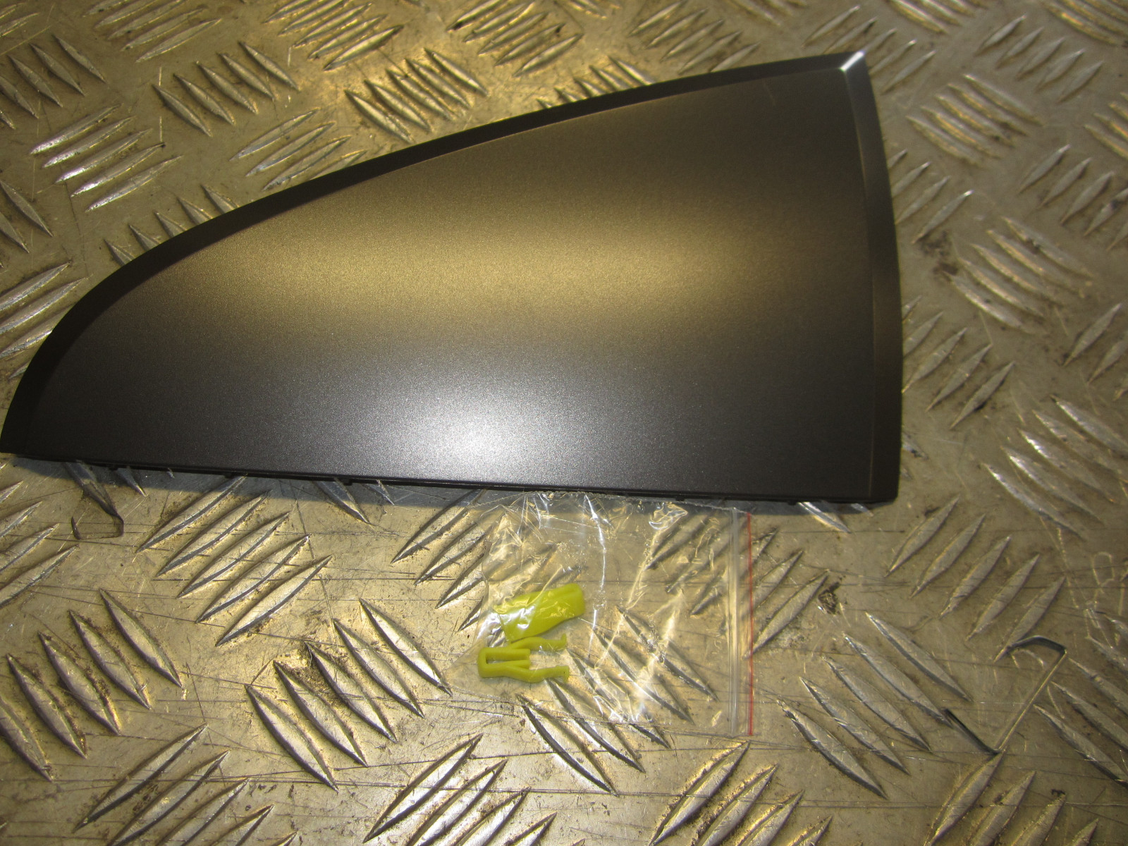 FITS FOR FORD FALCON BA BF DASH BOARD COVER / TRIM TRIANGLE ICC COVER ...