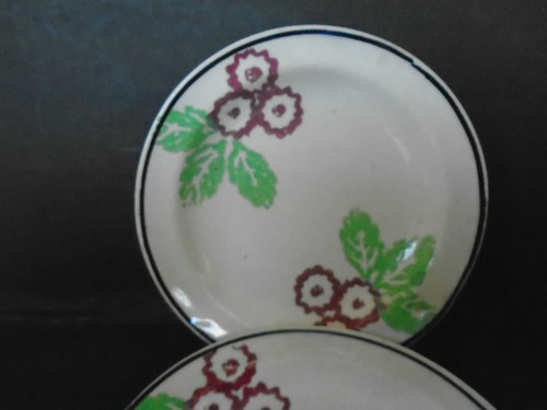(6) STICK SPATTERWARE CHILD'S TOY PLATES WITH RED & GREEN FLORAL | eBay