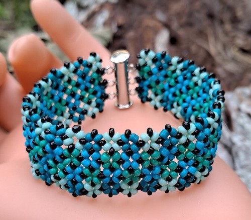 MULTICOLORED HANDCRAFTED SEED BEAD BRACELET WITH STAINLESS STEEL ...