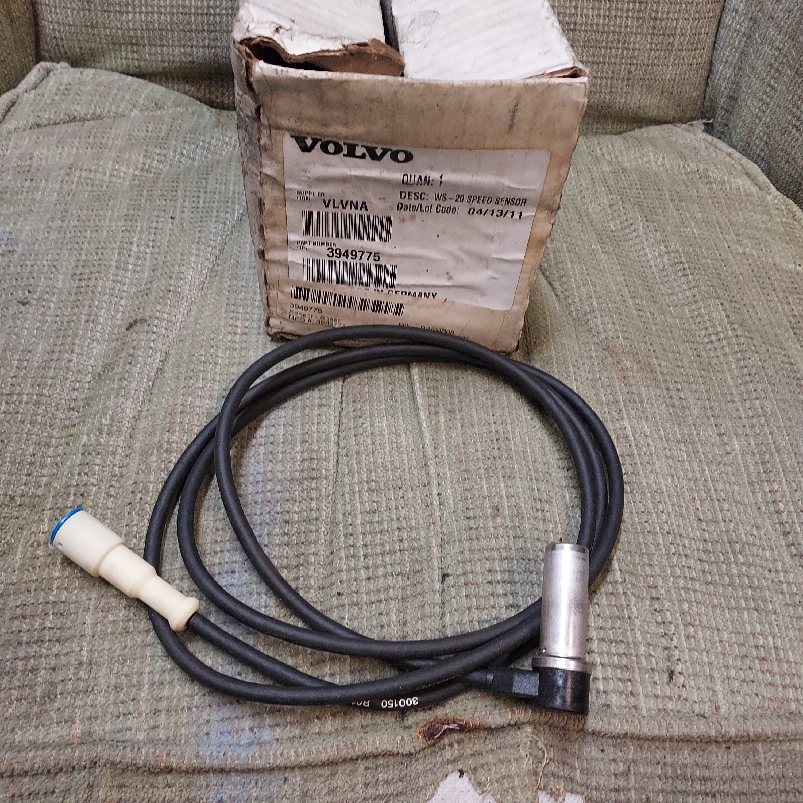 Volvo Speed Sensor 3949775 | eBay