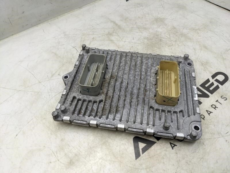 15 Chrysler Town & Country 3.6L Engine Control Module ECU ECM ...