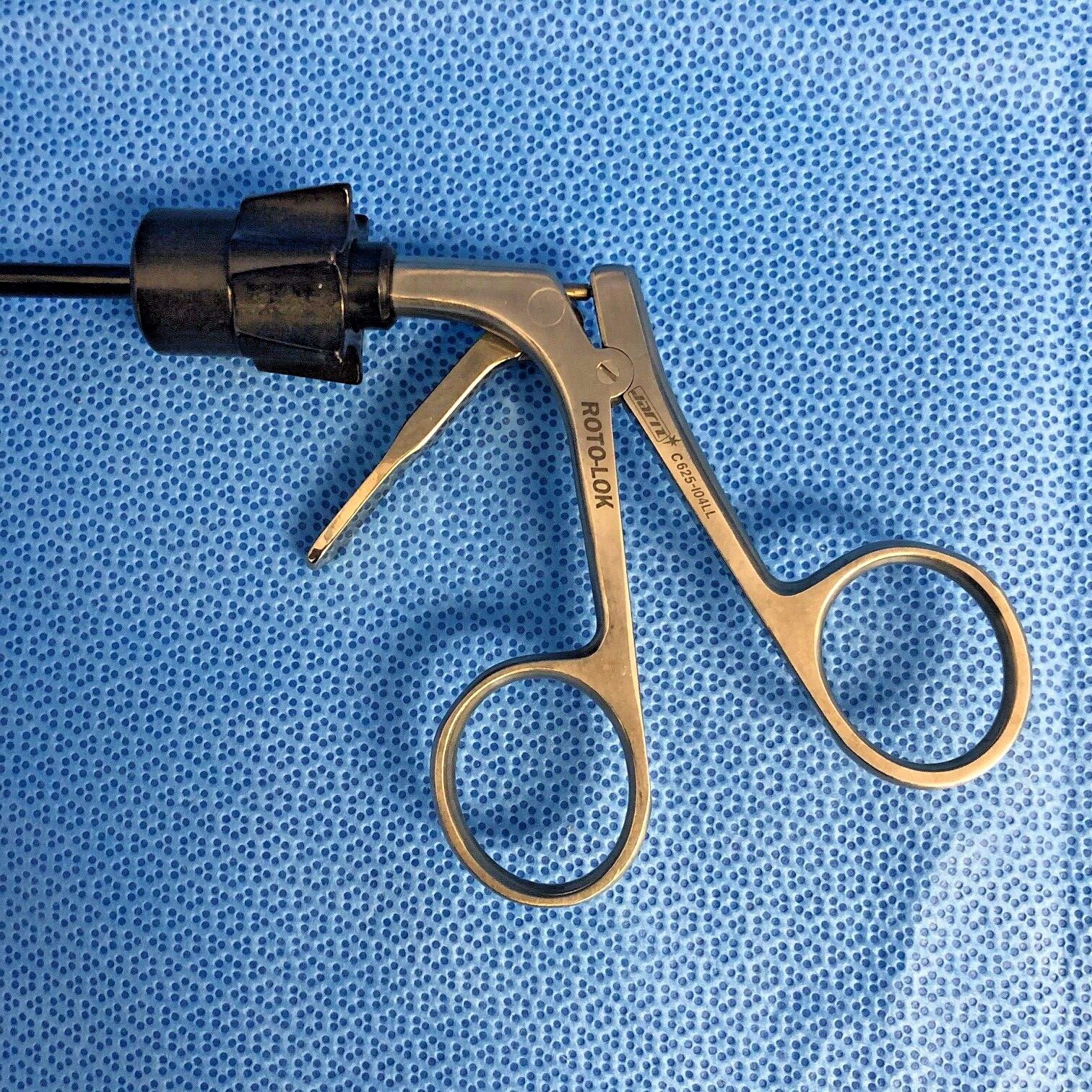 Jarit 625-104LL Roto-Lok 5mm x 37cm Fenestrated Jaws Grabber Forceps ...