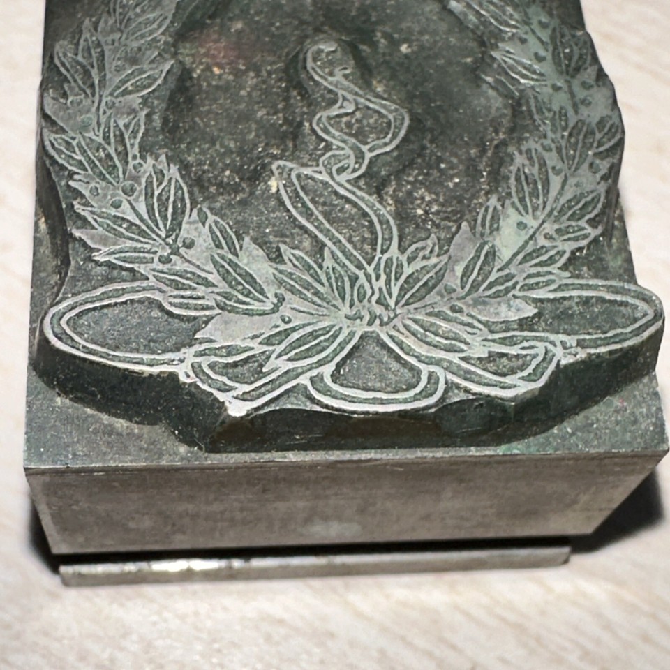 Print Block “ Wreath “ Early Lead Face Block. Nice Details!! | eBay