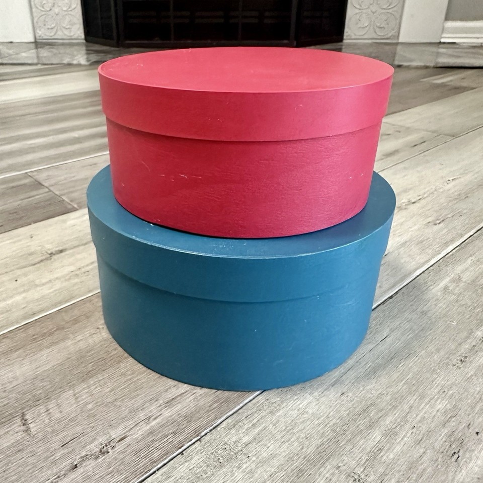 2 Shaker Style Round Wooden Painted Lidded Stacking Nesting Boxes 6 ...