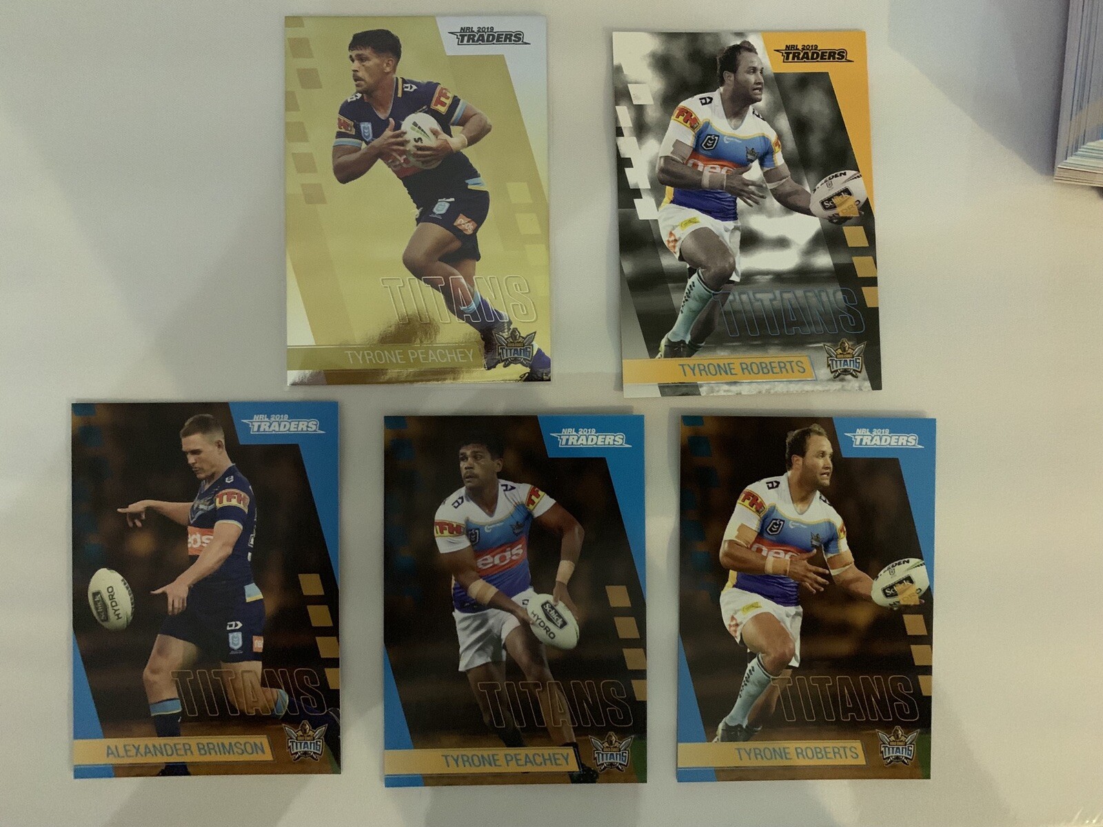 2019 Best & Less Gold Coast Titans TeamSet NRL Traders GOLD BLG05 ...