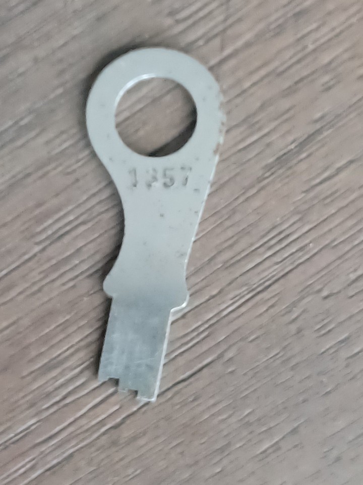 Vintage/Antique CHAMPION 6-LEVER Padlock Push Key | eBay