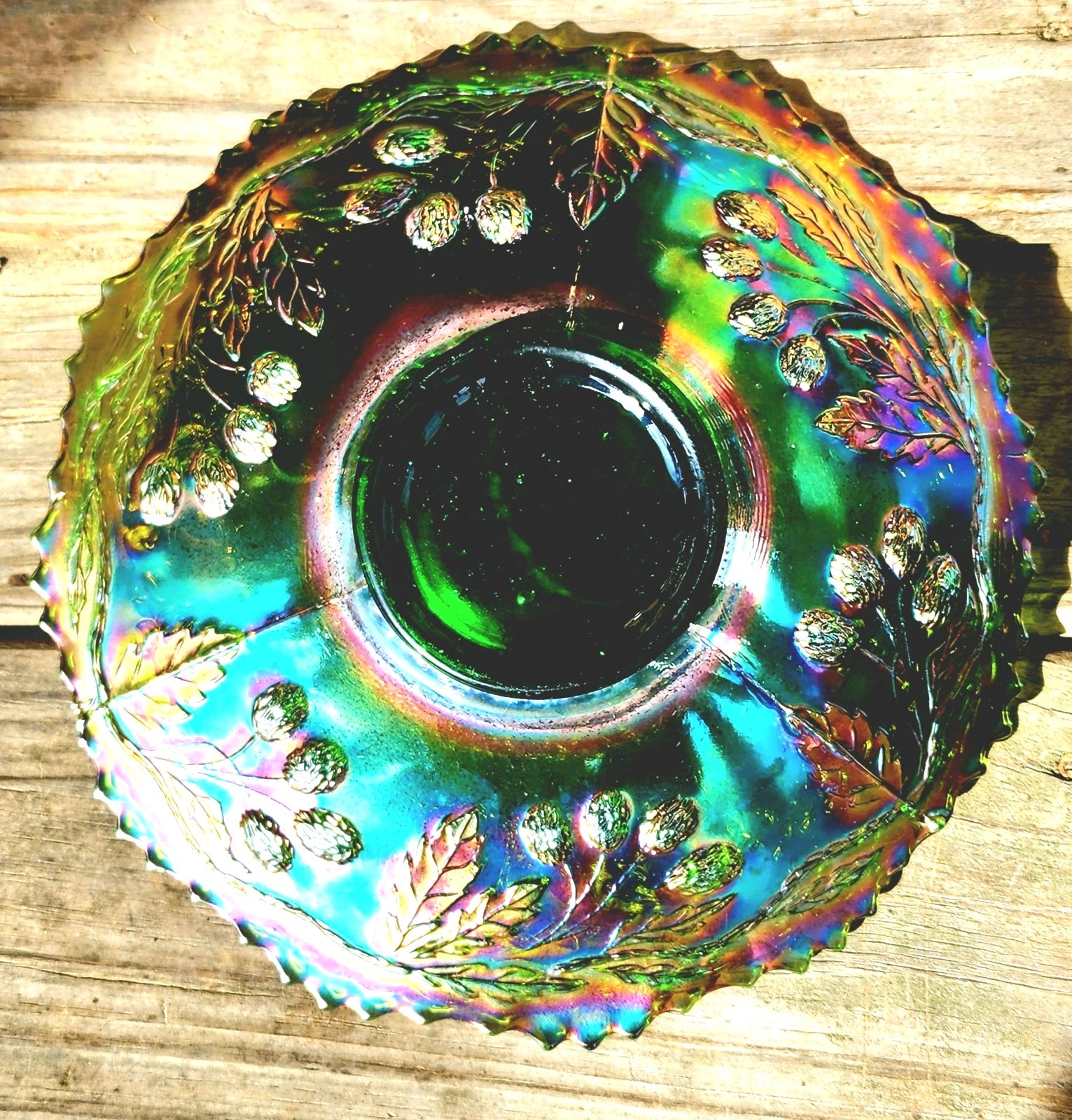 Carnival Glass FENTON Peter Rabbit GREEN Plate EXCELLENT SHAPE ...