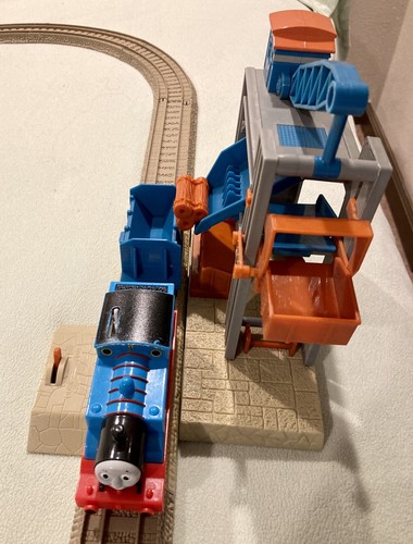 SODOR LUMBER CO. CARGO BUILDING - COMPLETE SET- Thomas Trackmaster ...