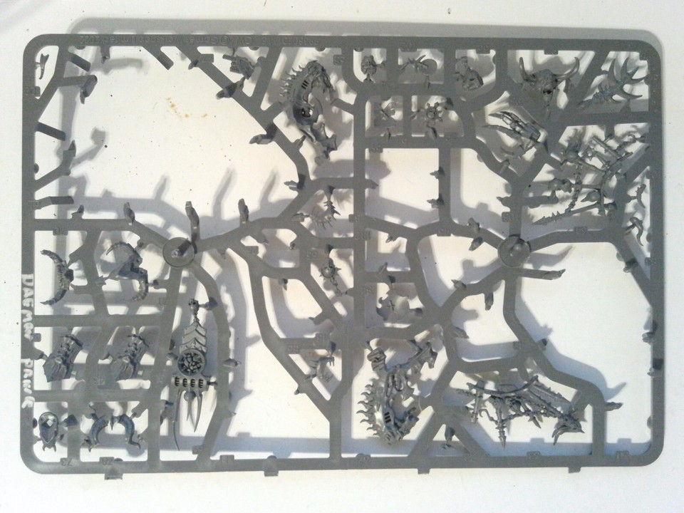 Warhammer 40K / Age Of Sigmar Daemon Prince Partial Sprue | eBay