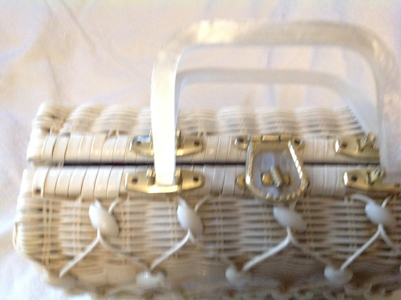 Vtg Straw Frame Wicker Woven Rattan White Purse with … - Gem