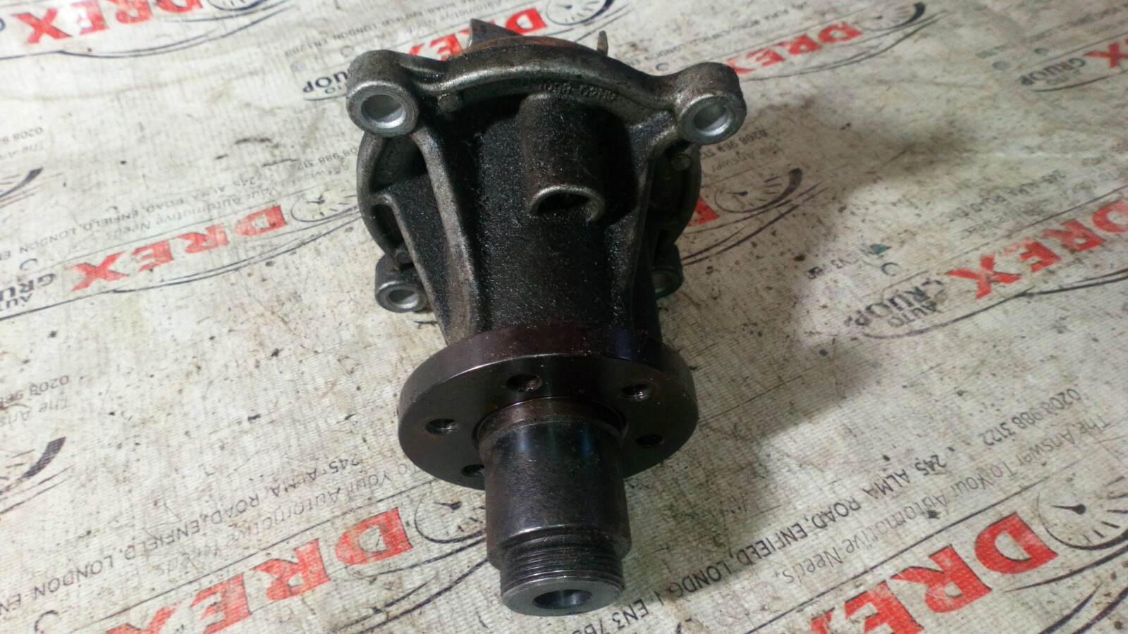 LAND ROVER RANGE ROVER SPORT / L322 3.6 TDV8 O.E.M WATER PUMP LR008863 ...