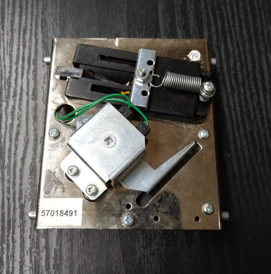 IGT S2000 Slot Machine Coin Comparator CC-16E INH .100 2.6G 13VDC USED ...