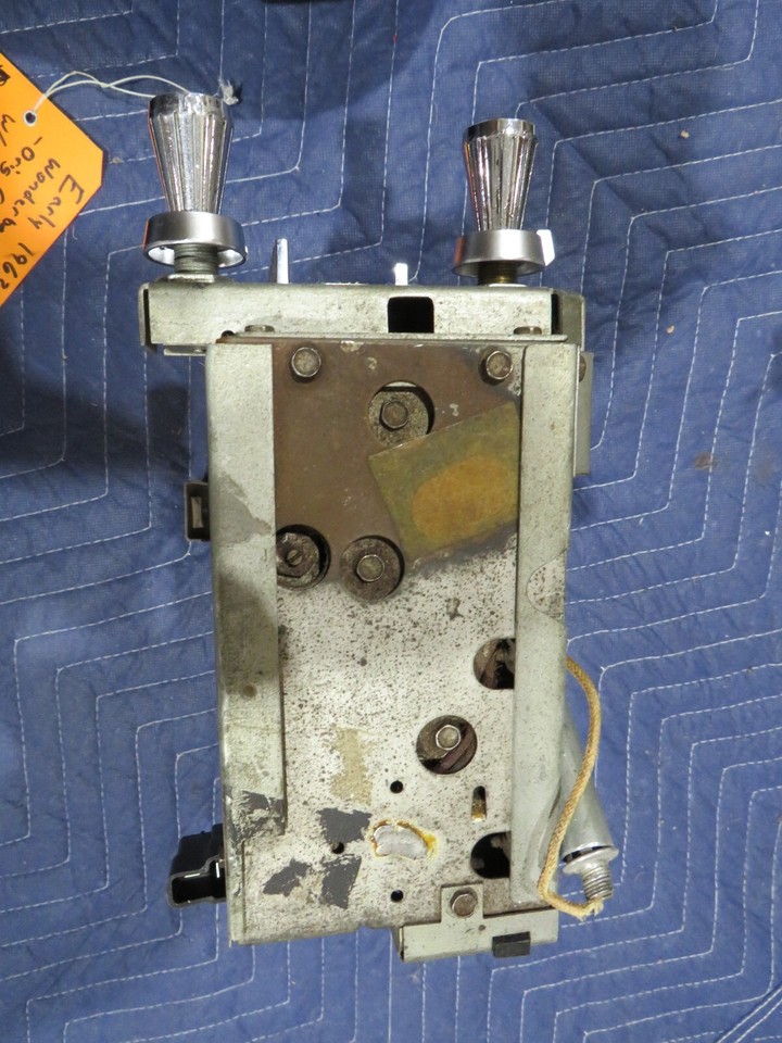 Early 1963 Only C2 Corvette AM Wonderbar Radio w/Correct Knobs--Prof ...