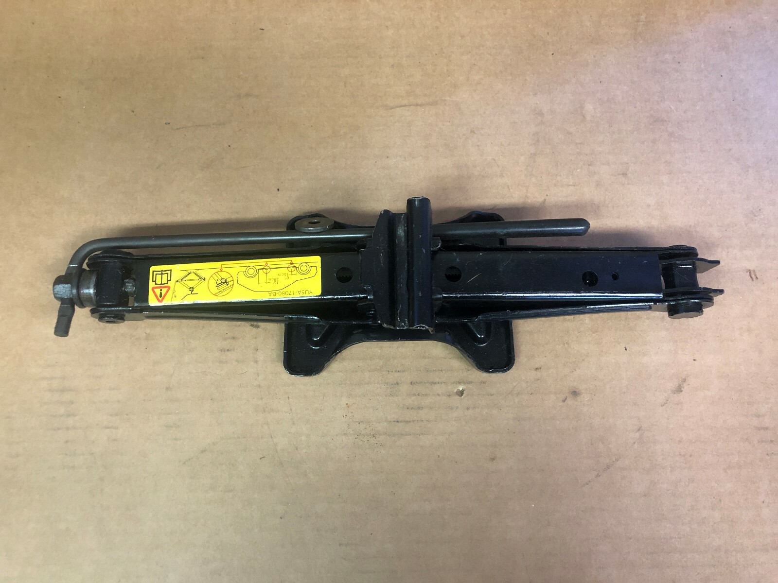 00 FORD FOCUS JACK | eBay