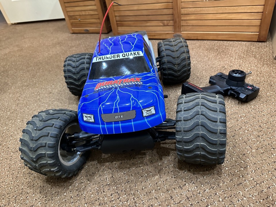 duratrax thunderquake rc truck 1:8 scale | eBay