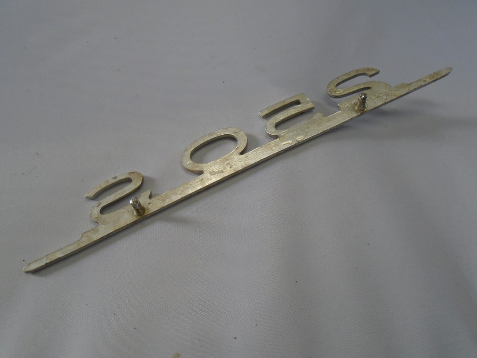 Mercedes w108 w109 " 250S " OEM Trunk Lid Badge Emblem Logo 250 S | eBay