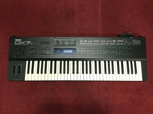 Yamaha DX7s FM Digital Programmable Algorithm Synthesizer keyboard Used ...