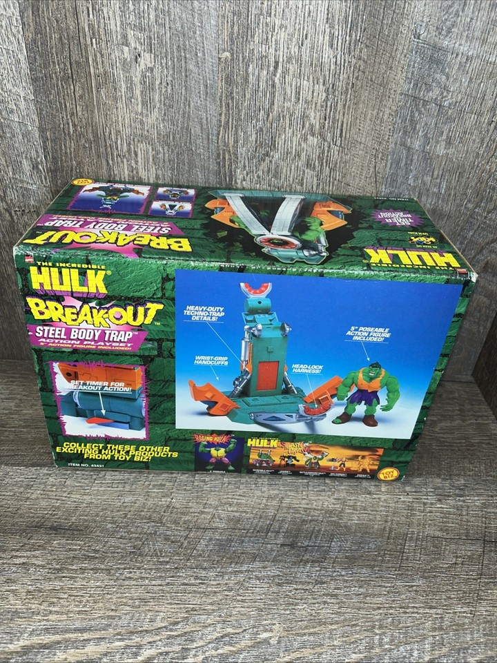 1997 - Marvel The Incredible Hulk Break-Out Steel Body Trap Playset ...