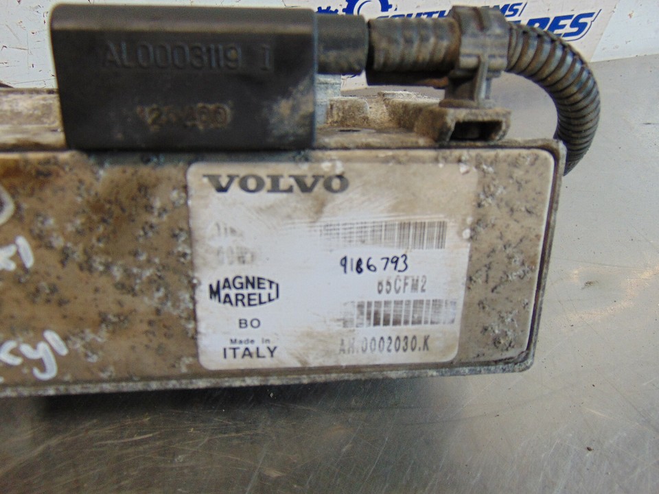 Volvo V70 MK1 95-00 2.5 5 cylinder Petrol Manual Throttle Body Bodie ...