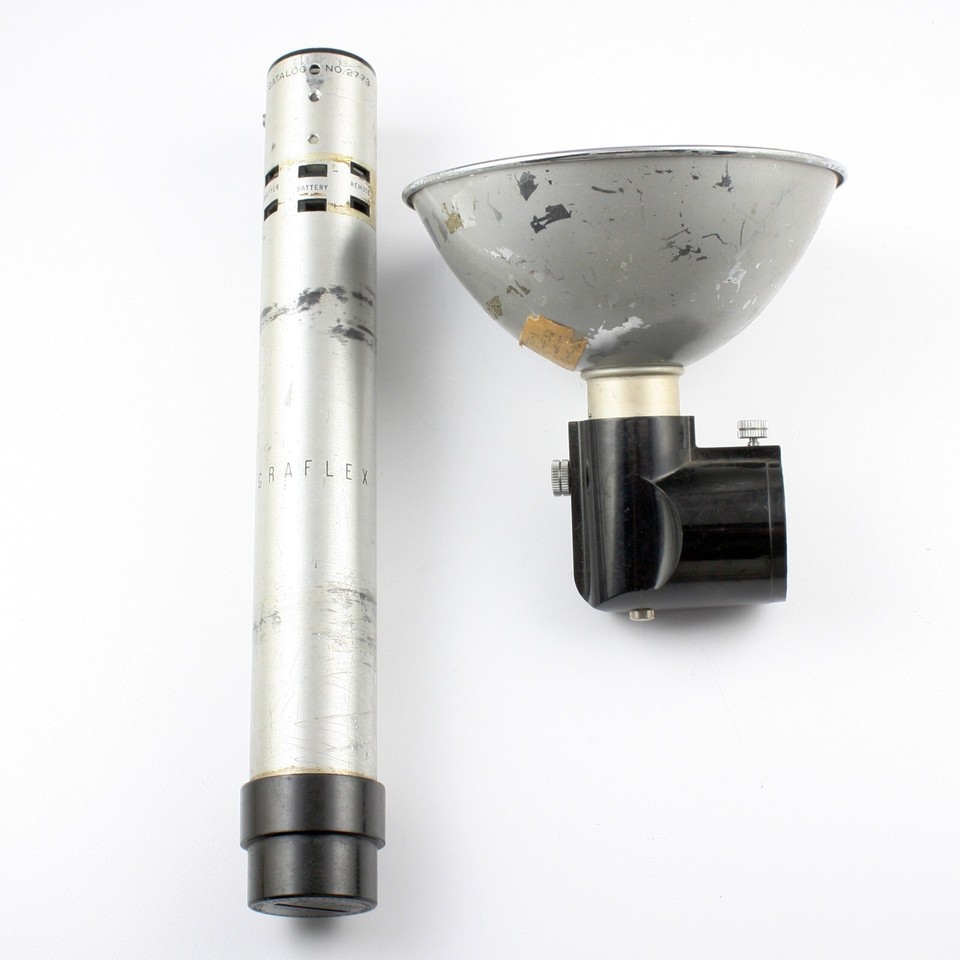 Graflex #2773 3-Cell Flash Handle + Right-Angle Head w/5.5" Reflector ...