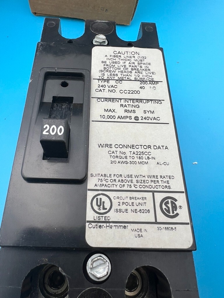 Cutler Hammer CC2200 200 Amp 2 Pole Circuit Breaker CC 240V 200A *READ ...