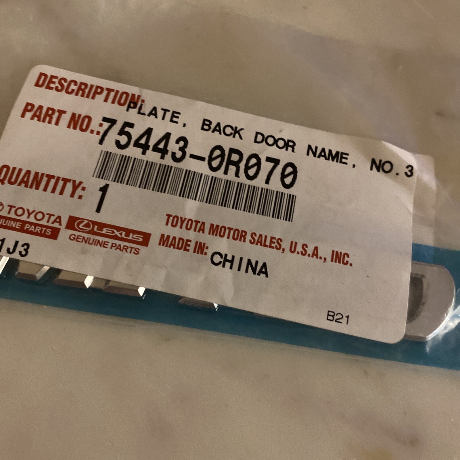 Genuine OEM Toyota 75443-0R070 "LIMITED" Nameplate 2016-2018 RAV4 | eBay