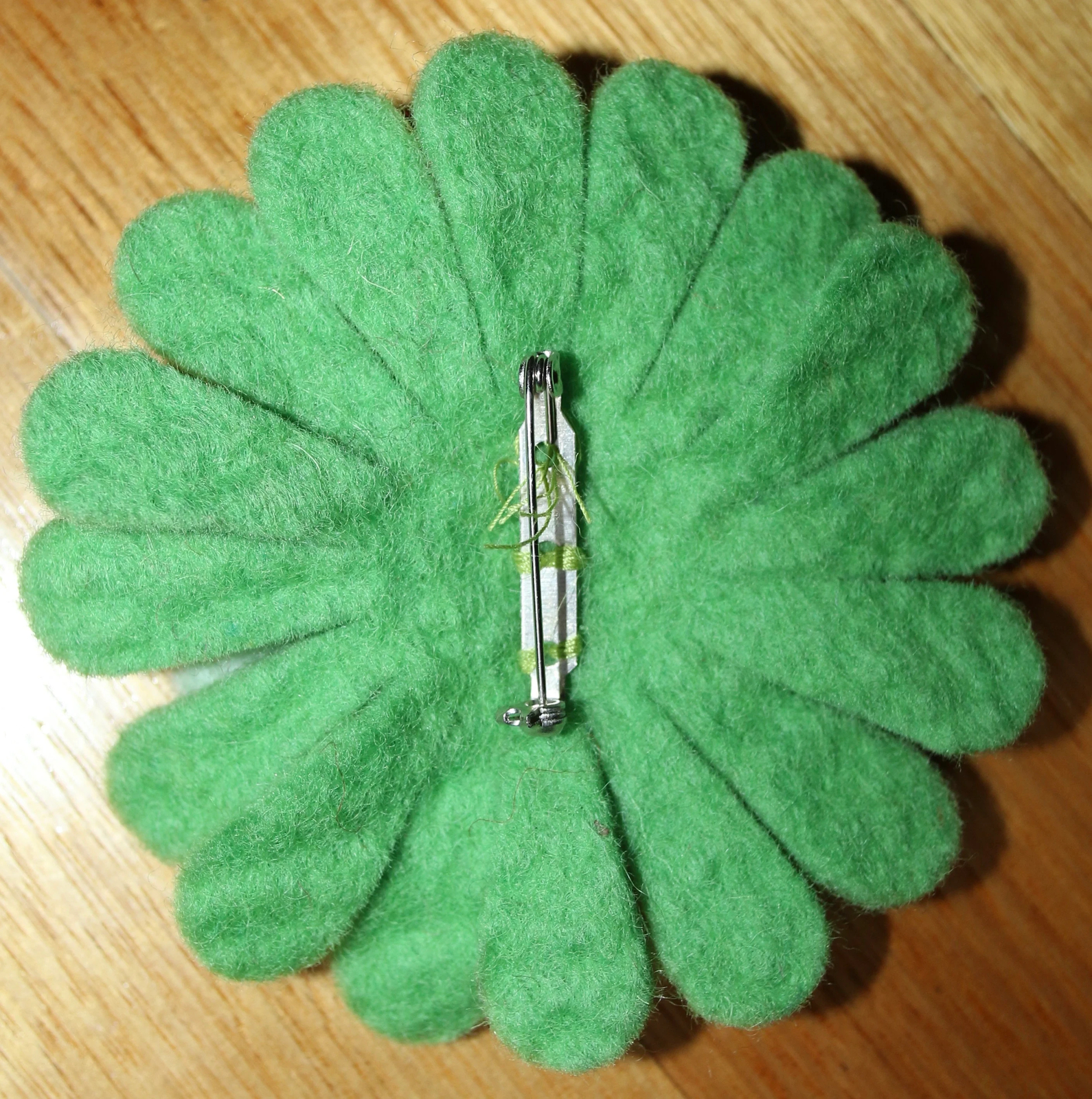 Preloved Flower brooch, Floral Brooch | eBay Australia