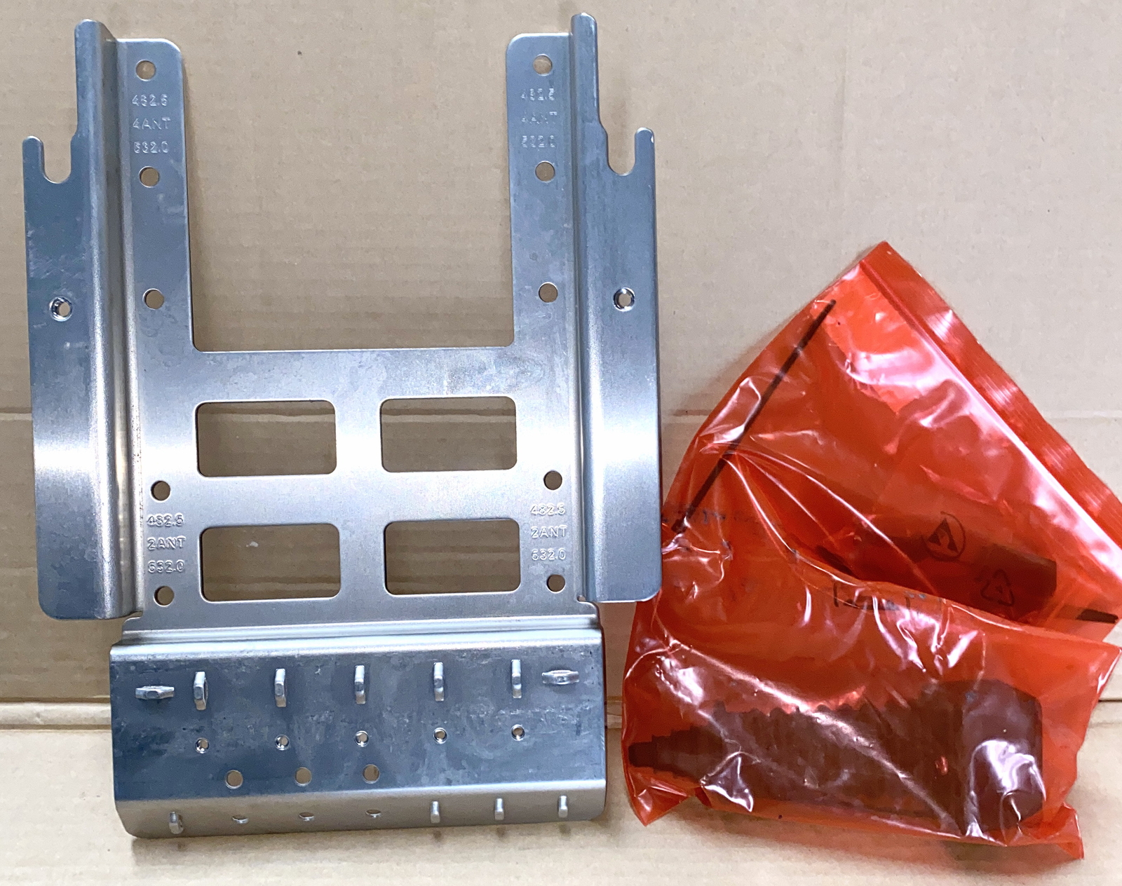 Nokia FRGY LTE Outdoor Radio Module 087211A.101 472854A.101 RXO BBU RRU ...