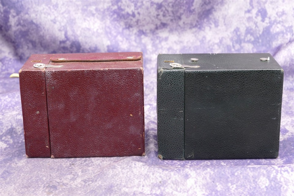 2 Kodak Rainbow Hawk-Eye No.2 Model C Box Cameras Green & Maroon 120 ...