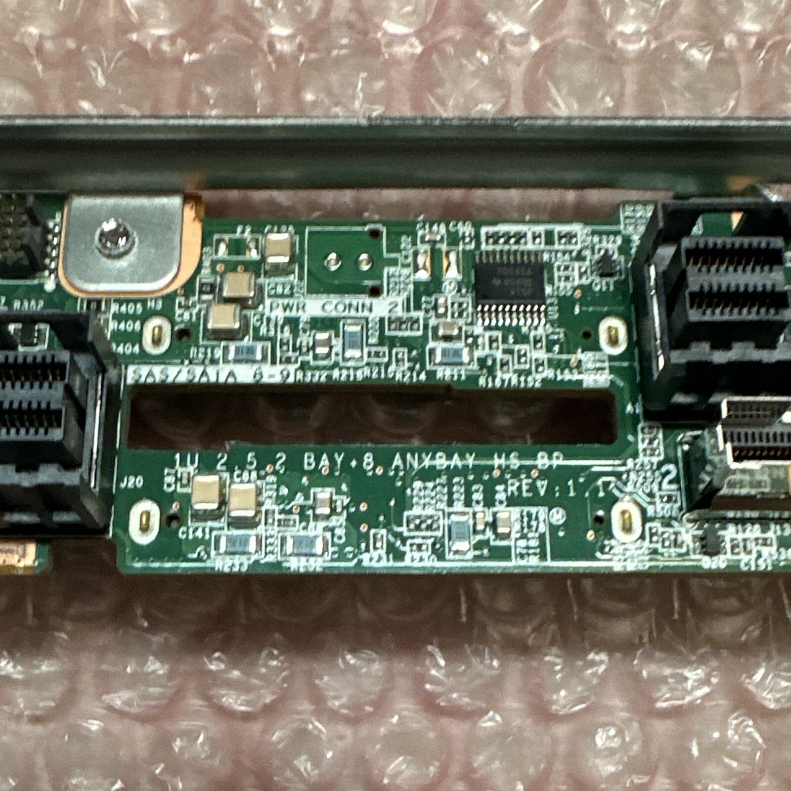 Lenovo 01PE982 HR630x 1U 2.5 2 Bay + 8 ANYBAY HS Backplane SAS SATA ...