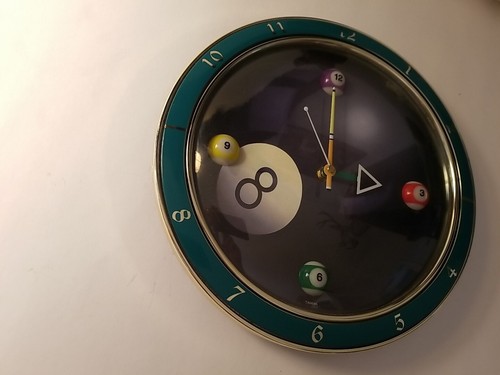 Billiards Quartz Round Wall Clock Pool Balls Game Room Mancave Ball 8 ...