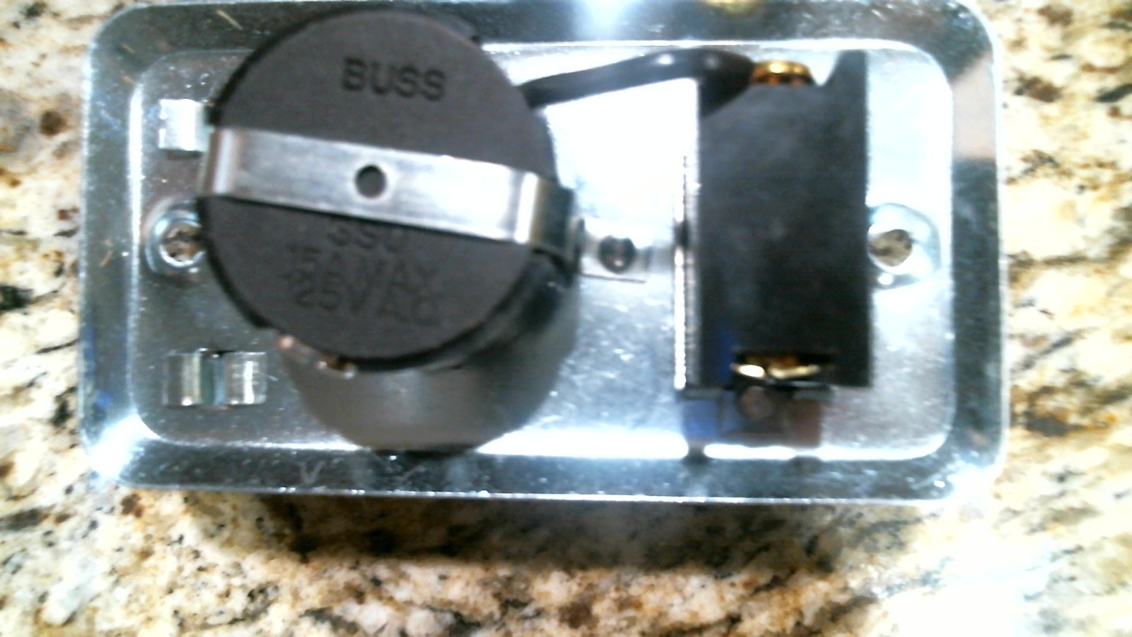 BUSSMANN FUSETRON SSU 2-1/4 in. FUSE BOX WITH SWITCH -FREE SHIPPING | eBay