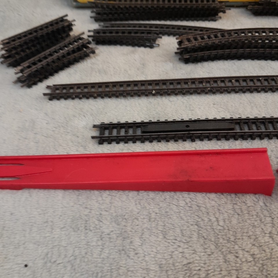 N Gauge Arnold Rapido 28 Piece Train Track Lot-Assorted Size /Shape ...