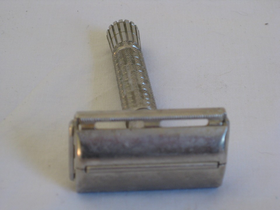 vintage Gillette metal handle shaver shaving safety razor blade holder ...