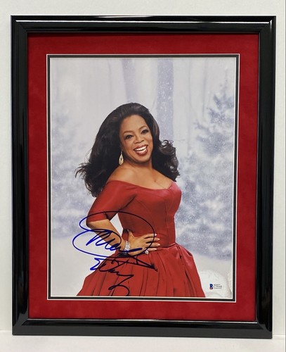 Oprah Winfrey Signed Autographed Framed Photo 15x19 Beckett ...