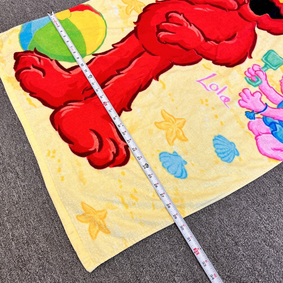 Licensed Sesame Street Elmo and Lola Sandcastle Fiber Reactive Beach ...