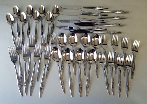 Oneida LASTING ROSE Stainless Flatware 40 Piece Estate Set | eBay