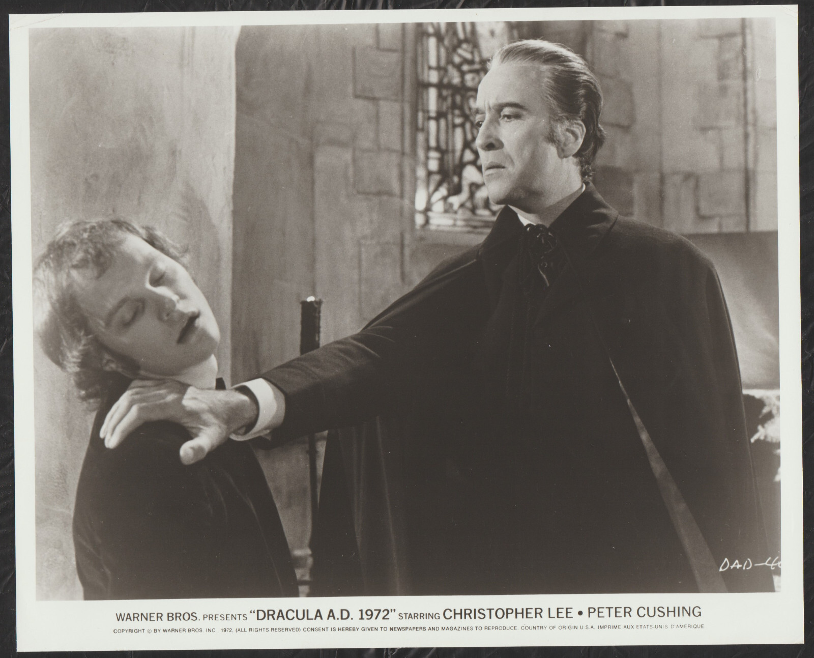 CHRISTOPHER NEAME CHRISTOPHER LEE in Dracula AD 1972 '72 HORROR | eBay