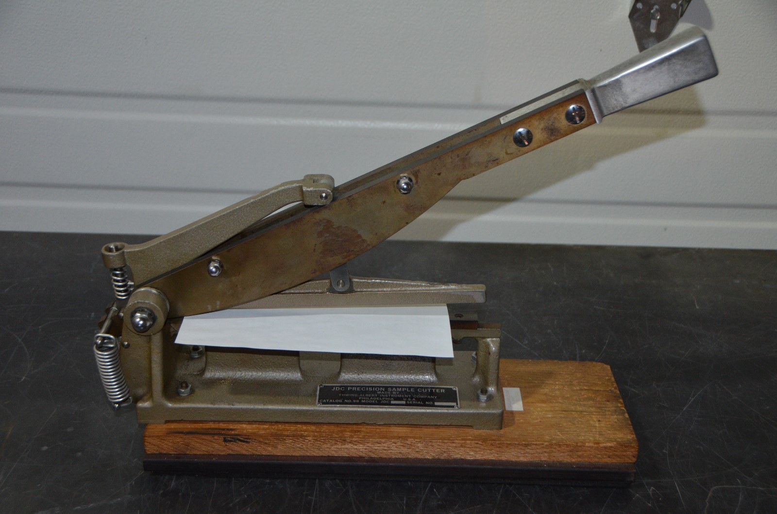 Thwing Albert JDC Precision Sample Cutter 15 w/ Base - 10" x 5/8 ...