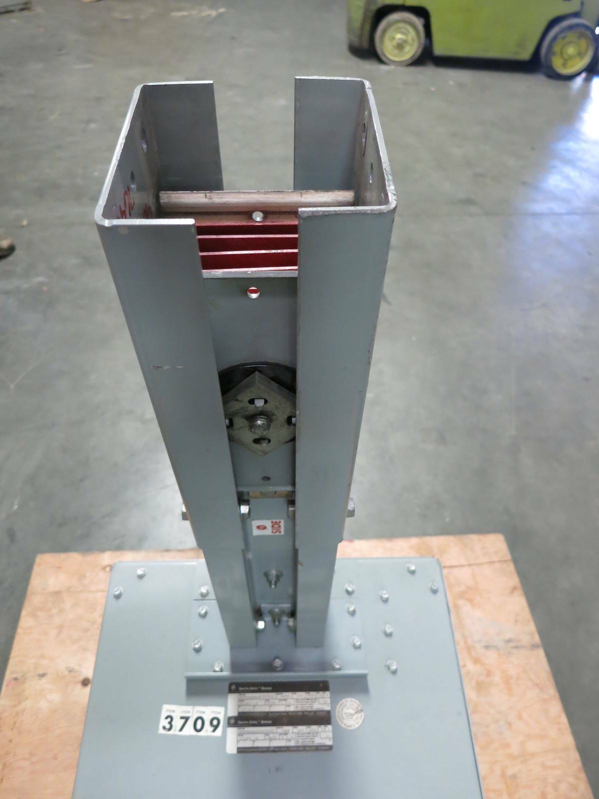 GE 800A 3P 4W 600V Spectra Series Tap Box Copper Busway ECFBAAMLACVZZZZ ...