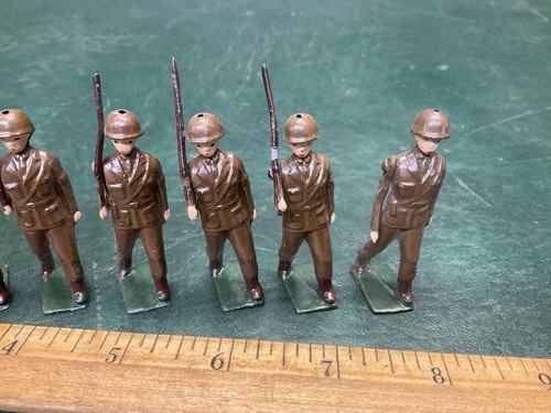 Vintage Lot of 8 Lead Toy Soldier Marching With Rifle WW1 ~ Japan ...