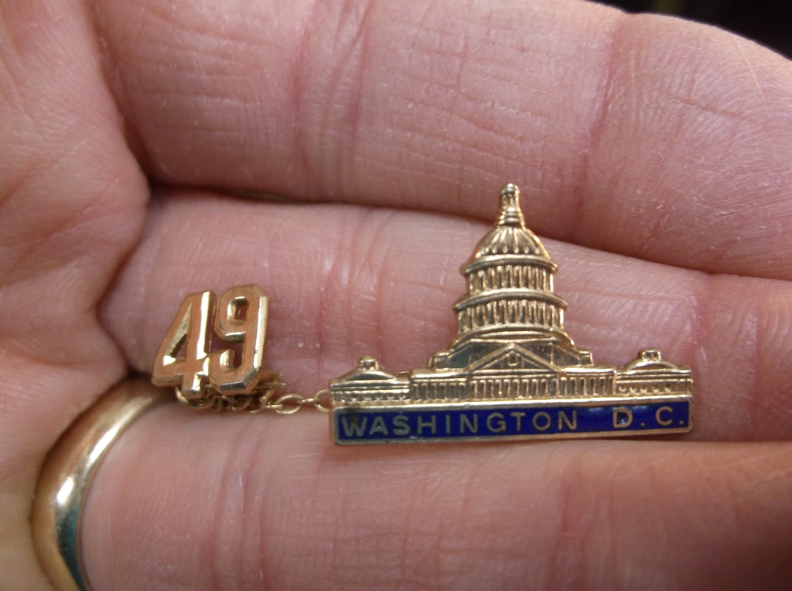 NEAT VTG MID-CENTURY 1949 ROSE GOLD SOUVENIR PIN "WASHINGTON D.C ...