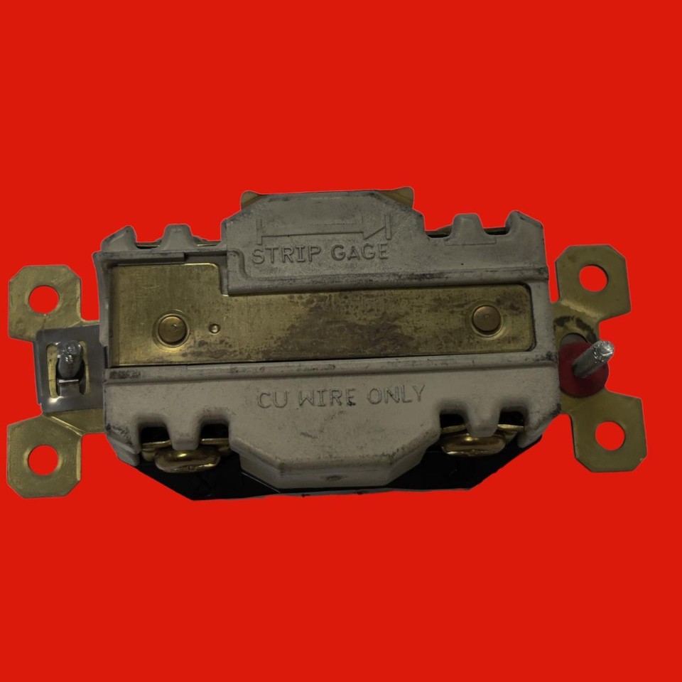 Hubbell HBL2820, 30A Twist-Lock Industrial Flush Receptacle | eBay